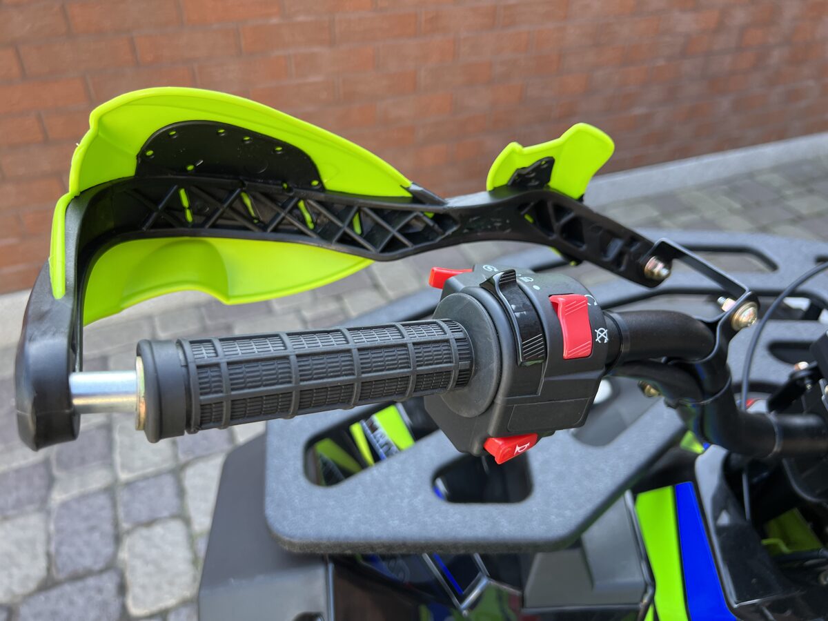 AGA-16 - Benzīna kvadricikli - Katalogs - SIA "Leks RM"